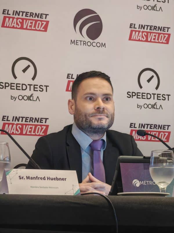 Metrocom recibe reconocimiento por velocidades altas de internet